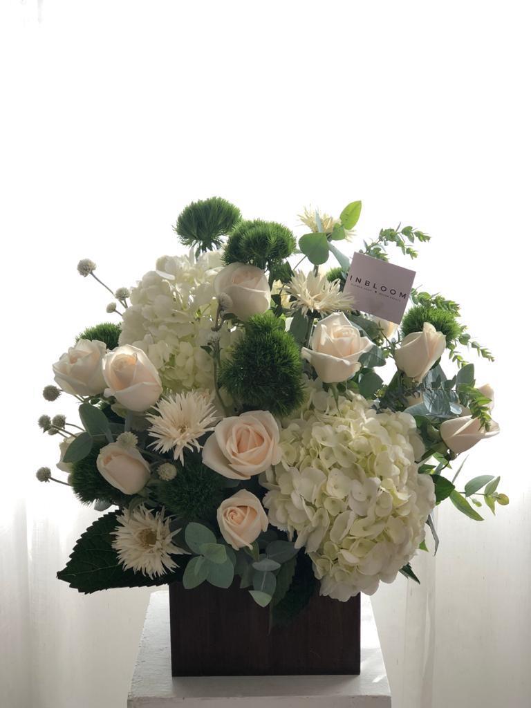 Caja funebre - Floristeria Inbloom