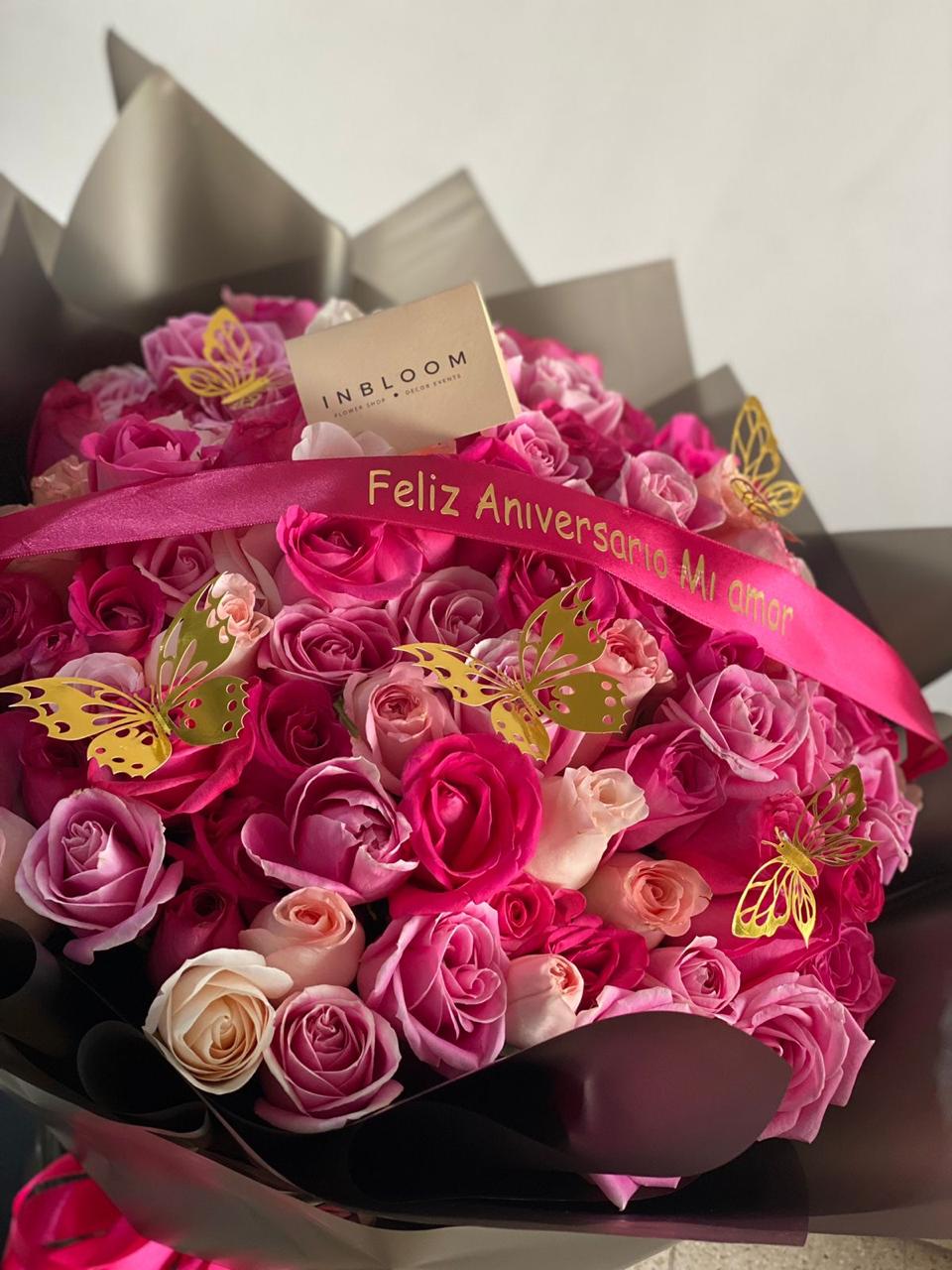 RAMO DE 100 ROSAS - Floristeria Inbloom