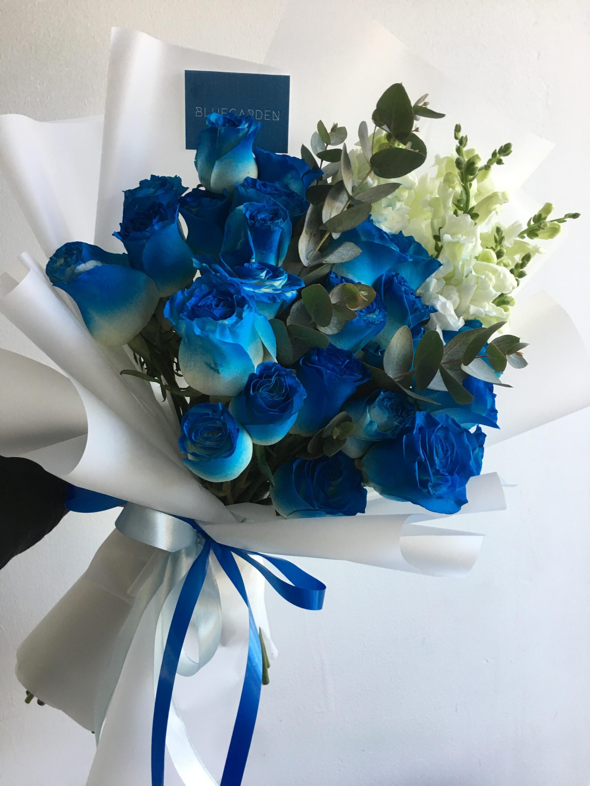 ramo de rosas azules - Floristeria Inbloom