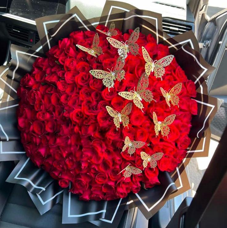 Ramo de 200 rosas - Floristeria Inbloom