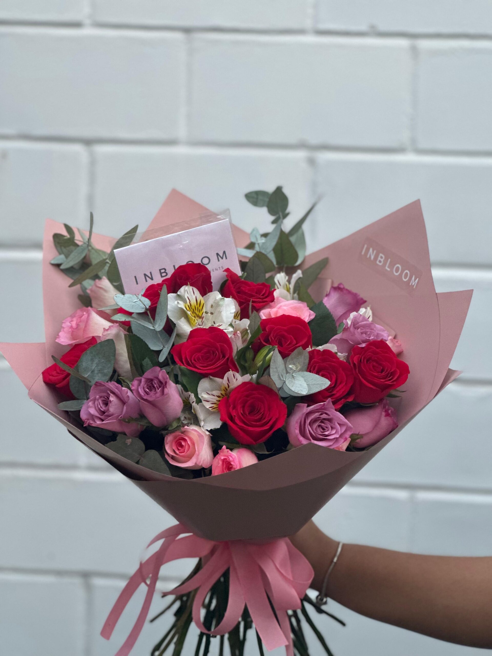 Ramo de 30 Rosas - Floristeria Inbloom